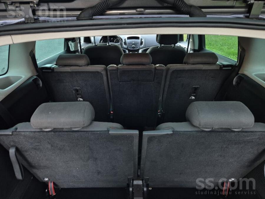 Pelēks Opel Zafira 2012 Rīga, ar dzinēja tilpumu 1.70 L un nobraukumu 0 tūkst. km par 4590 €, foto 25 vietnē AUTOMOTO.COM.LV