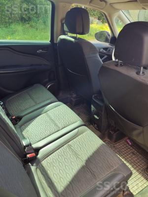 Grey Opel Zafira 2012 in Jurmala, with an engine capacity of 2.00 L and mileage of 424 thousand km for 2700 €, photo 10 on AUTOMOTO.COM.LV