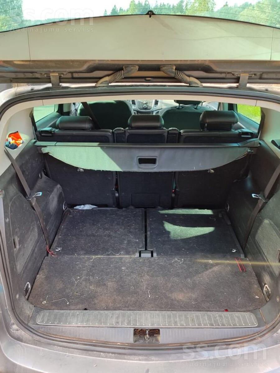 Grey Opel Zafira 2012 in Jurmala, with an engine capacity of 2.00 L and mileage of 424 thousand km for 2700 €, photo 14 on AUTOMOTO.COM.LV