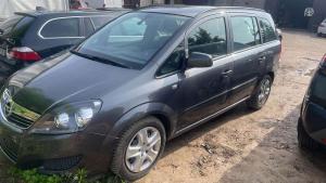 Grey Opel Zafira 2012 in Kaunas, with an engine capacity of 1.70 L and mileage of 0 thousand km for 1450 €, photo 5 on AUTOMOTO.COM.LV
