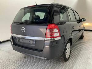 Grey Opel Zafira 2012 in Limbazi, with an engine capacity of 1.60 L and mileage of 202 thousand km for 4250 €, photo 7 on AUTOMOTO.COM.LV