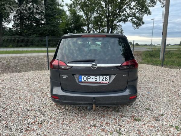 Pelēks Opel Zafira 2012 Cēsis, ar dzinēja tilpumu 2.00 L un nobraukumu 0 tūkst. km par 6400 €, foto 5 vietnē AUTOMOTO.COM.LV