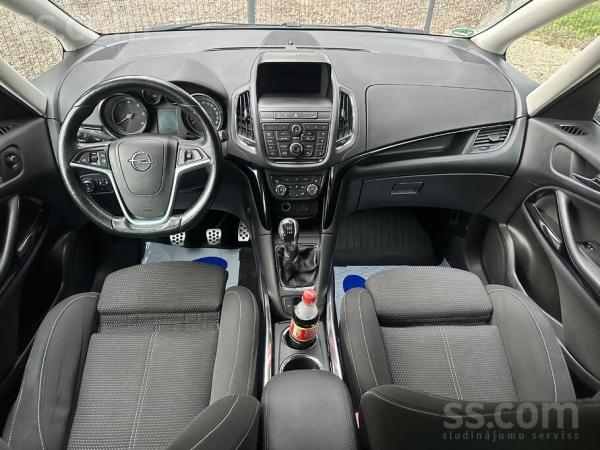 Pelēks Opel Zafira 2012 Cēsis, ar dzinēja tilpumu 2.00 L un nobraukumu 0 tūkst. km par 6400 €, foto 8 vietnē AUTOMOTO.COM.LV