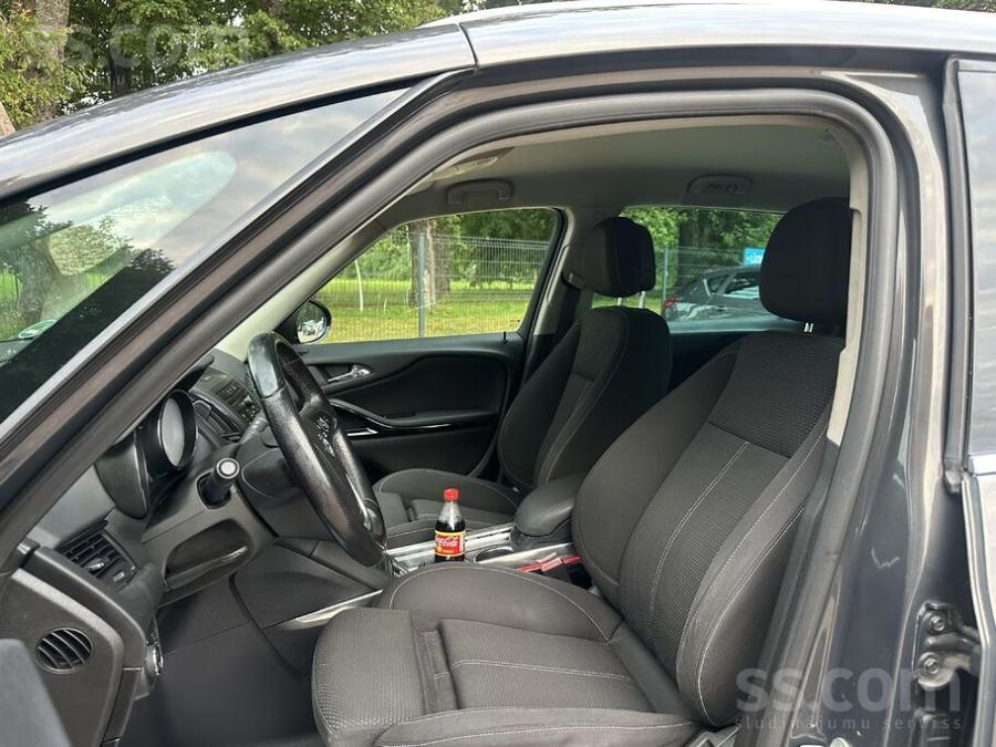 Pelēks Opel Zafira 2012 Cēsis, ar dzinēja tilpumu 2.00 L un nobraukumu 0 tūkst. km par 6400 €, foto 15 vietnē AUTOMOTO.COM.LV