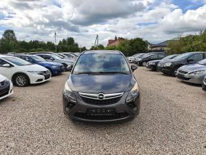 Grey Opel Zafira 2012 in Vilnius, with an engine capacity of 1.96 L and mileage of 305 thousand km for 3300 €, photo 4 on AUTOMOTO.COM.LV