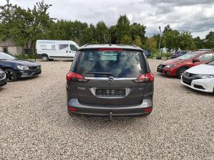 Grey Opel Zafira 2012 in Vilnius, with an engine capacity of 1.96 L and mileage of 305 thousand km for 3300 €, photo 6 on AUTOMOTO.COM.LV