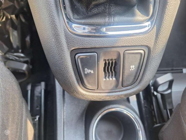 Pelēks Opel Zafira 2012 Utena, ar dzinēja tilpumu 1.60 L un nobraukumu 174 tūkst. km par 4100 €, foto 9 vietnē AUTOMOTO.COM.LV