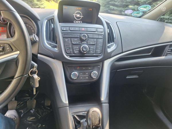 Pelēks Opel Zafira 2012 Utena, ar dzinēja tilpumu 1.60 L un nobraukumu 174 tūkst. km par 4100 €, foto 10 vietnē AUTOMOTO.COM.LV