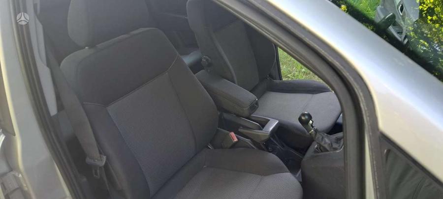 Pelēks Opel Zafira 2012 Viļņa, ar dzinēja tilpumu 1.60 L un nobraukumu 289 tūkst. km par 2780 €, foto 16 vietnē AUTOMOTO.COM.LV