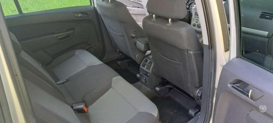 Pelēks Opel Zafira 2012 Viļņa, ar dzinēja tilpumu 1.60 L un nobraukumu 289 tūkst. km par 2780 €, foto 17 vietnē AUTOMOTO.COM.LV