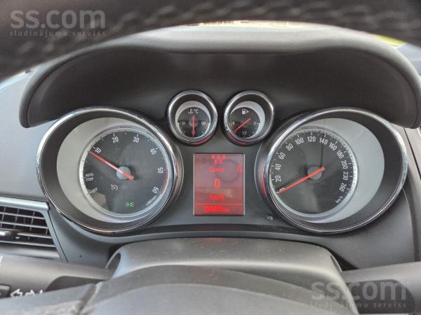 Опель Зафира 2012 в Рига на AUTOMOTO.COM.LV Серый Опель Зафира 2012 в Рига, объемом двигателя 2.00 л и пробегом 291 тыс. км за 3350 €, фото 7 на AUTOMOTO.COM.LV