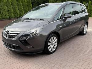 Grey Opel Zafira 2012 in Utena, with an engine capacity of 2.00 L and mileage of 248 thousand km for 4650 €, photo 1 on AUTOMOTO.COM.LV
