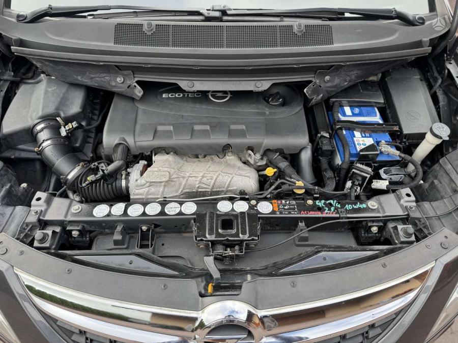 Grey Opel Zafira 2012 in Utena, with an engine capacity of 2.00 L and mileage of 248 thousand km for 4650 €, photo 18 on AUTOMOTO.COM.LV