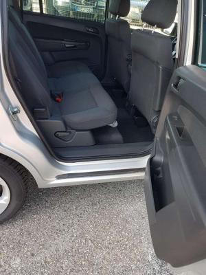 Grey Opel Zafira 2012 in Marijampole, with an engine capacity of 1.69 L and mileage of 204 thousand km for 3850 €, photo 13 on AUTOMOTO.COM.LV