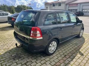 Grey Opel Zafira 2012 in Valmiera, with an engine capacity of 1.70 L and mileage of 127 thousand km for 3750 €, photo 4 on AUTOMOTO.COM.LV