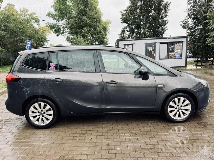 Pelēks Opel Zafira 2012 Rēzekne, ar dzinēja tilpumu 2.00 L un nobraukumu 256 tūkst. km par 7300 €, foto 7 vietnē AUTOMOTO.COM.LV