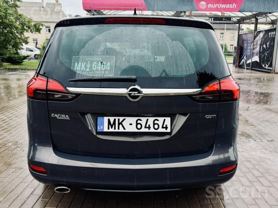 Pelēks Opel Zafira 2012 Rēzekne, ar dzinēja tilpumu 2.00 L un nobraukumu 256 tūkst. km par 7300 €, foto 8 vietnē AUTOMOTO.COM.LV