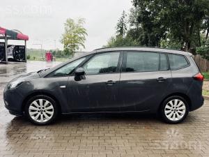Pelēks Opel Zafira 2012 Rēzekne, ar dzinēja tilpumu 2.00 L un nobraukumu 256 tūkst. km par 7300 €, foto 10 vietnē AUTOMOTO.COM.LV