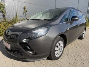 Grey Opel Zafira 2012 in Vilnius, with an engine capacity of 2.00 L and mileage of 230 thousand km for 4900 €, photo 3 on AUTOMOTO.COM.LV