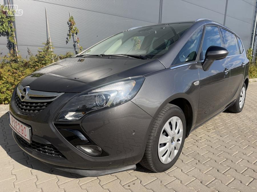 Grey Opel Zafira 2012 in Vilnius, with an engine capacity of 2.00 L and mileage of 230 thousand km for 4900 €, photo 3 on AUTOMOTO.COM.LV