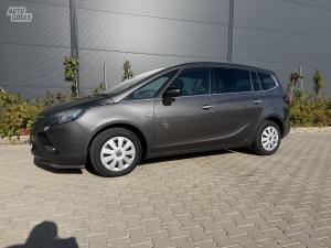 Grey Opel Zafira 2012 in Vilnius, with an engine capacity of 2.00 L and mileage of 230 thousand km for 4900 €, photo 5 on AUTOMOTO.COM.LV
