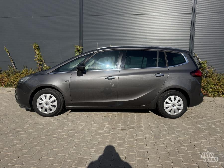 Grey Opel Zafira 2012 in Vilnius, with an engine capacity of 2.00 L and mileage of 230 thousand km for 4900 €, photo 6 on AUTOMOTO.COM.LV