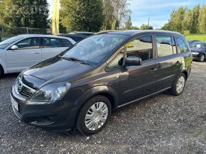 Pelēks Opel Zafira 2012 Limbaži, ar dzinēja tilpumu 1.60 L un nobraukumu 202 tūkst. km par 4250 €, foto  vietnē AUTOMOTO.COM.LV