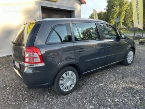 Pelēks Opel Zafira 2012 Limbaži, ar dzinēja tilpumu 1.60 L un nobraukumu 202 tūkst. km par 4250 €, foto 5 vietnē AUTOMOTO.COM.LV