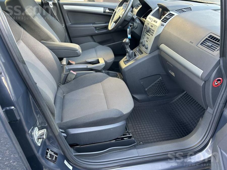 Pelēks Opel Zafira 2012 Limbaži, ar dzinēja tilpumu 1.60 L un nobraukumu 202 tūkst. km par 4250 €, foto 10 vietnē AUTOMOTO.COM.LV
