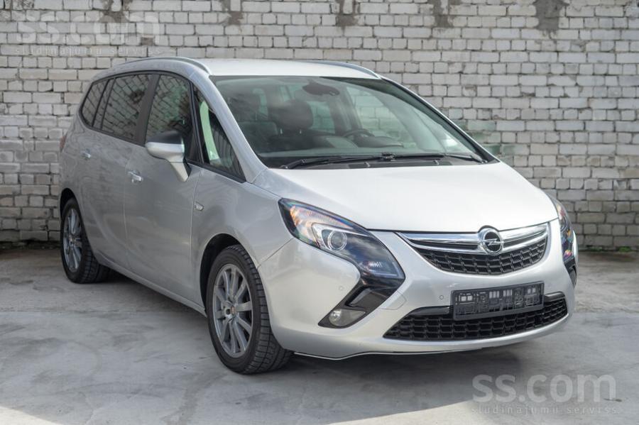 Pelēks Opel Zafira 2012 Liepāja, ar dzinēja tilpumu 2.00 L un nobraukumu 284 tūkst. km par 3900 €, foto 1 vietnē AUTOMOTO.COM.LV