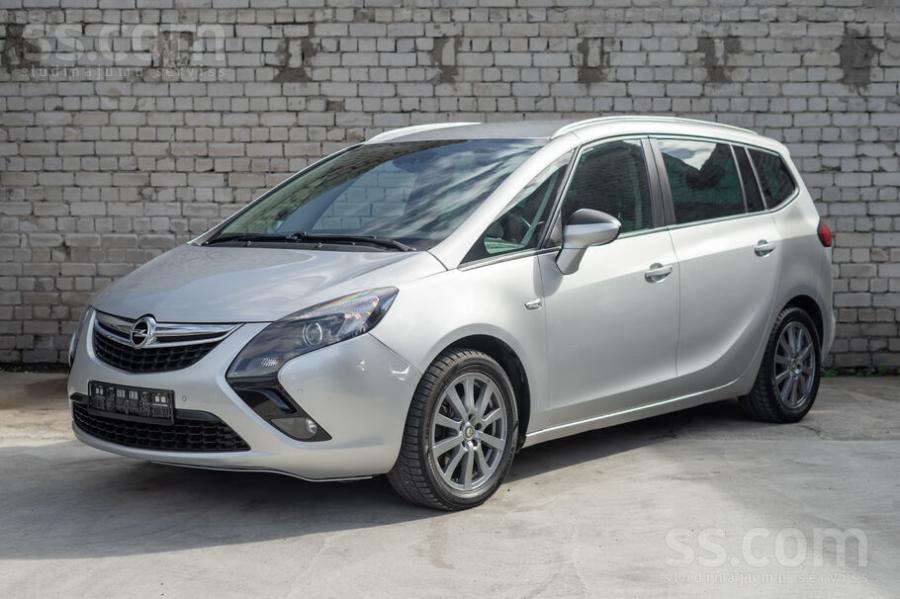 Pelēks Opel Zafira 2012 Liepāja, ar dzinēja tilpumu 2.00 L un nobraukumu 284 tūkst. km par 3900 €, foto 4 vietnē AUTOMOTO.COM.LV