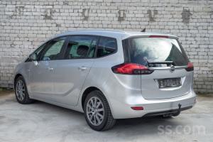 Pelēks Opel Zafira 2012 Liepāja, ar dzinēja tilpumu 2.00 L un nobraukumu 284 tūkst. km par 3900 €, foto 5 vietnē AUTOMOTO.COM.LV