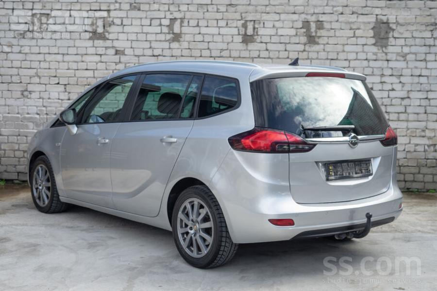Pelēks Opel Zafira 2012 Liepāja, ar dzinēja tilpumu 2.00 L un nobraukumu 284 tūkst. km par 3900 €, foto 5 vietnē AUTOMOTO.COM.LV