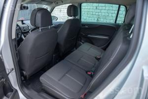 Pelēks Opel Zafira 2012 Liepāja, ar dzinēja tilpumu 2.00 L un nobraukumu 284 tūkst. km par 3900 €, foto 10 vietnē AUTOMOTO.COM.LV