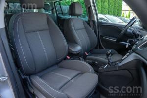 Pelēks Opel Zafira 2012 Liepāja, ar dzinēja tilpumu 2.00 L un nobraukumu 284 tūkst. km par 3900 €, foto 14 vietnē AUTOMOTO.COM.LV