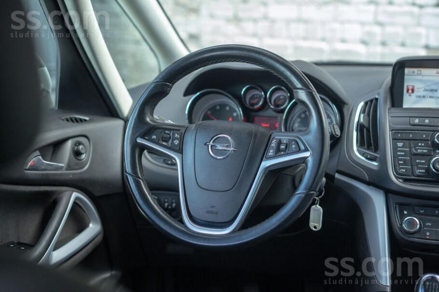 Pelēks Opel Zafira 2012 Liepāja, ar dzinēja tilpumu 2.00 L un nobraukumu 284 tūkst. km par 3900 €, foto 15 vietnē AUTOMOTO.COM.LV