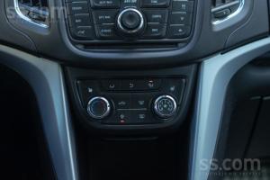 Pelēks Opel Zafira 2012 Liepāja, ar dzinēja tilpumu 2.00 L un nobraukumu 284 tūkst. km par 3900 €, foto 22 vietnē AUTOMOTO.COM.LV