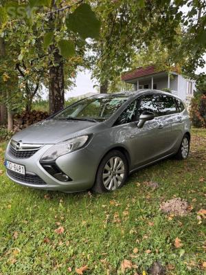 Grey Opel Zafira 2012 in Ogre, with an engine capacity of 1.40 L and mileage of 178 thousand km for 5400 €, photo 5 on AUTOMOTO.COM.LV