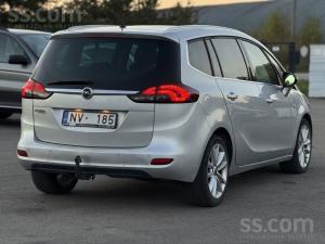 Grey Opel Zafira 2012 in Ogre, with an engine capacity of 2.00 L and mileage of 336 thousand km for 4300 €, photo 12 on AUTOMOTO.COM.LV