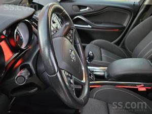 Grey Opel Zafira 2012 in Jekabpils, with an engine capacity of 2.00 L and mileage of 263 thousand km for 6290 €, photo 22 on AUTOMOTO.COM.LV