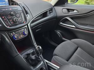 Grey Opel Zafira 2012 in Jekabpils, with an engine capacity of 2.00 L and mileage of 263 thousand km for 6290 €, photo 23 on AUTOMOTO.COM.LV