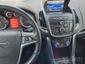 Grey Opel Zafira 2012 in Jekabpils, with an engine capacity of 2.00 L and mileage of 263 thousand km for 6290 €, photo 27 on AUTOMOTO.COM.LV