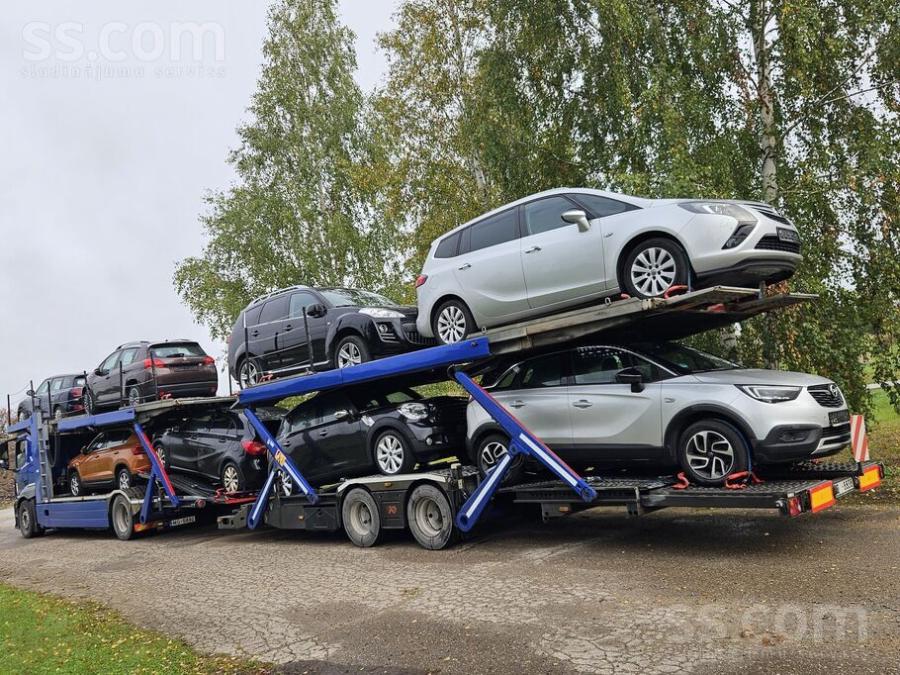 Grey Opel Zafira 2012 in Jekabpils, with an engine capacity of 2.00 L and mileage of 263 thousand km for 6290 €, photo 35 on AUTOMOTO.COM.LV