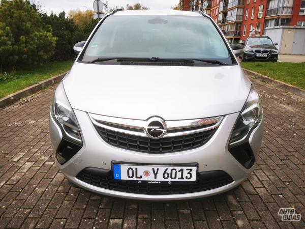 Pelēks Opel Zafira 2012 Klaipėda, ar dzinēja tilpumu 2.00 L un nobraukumu 198 tūkst. km par 4990 €, foto 3 vietnē AUTOMOTO.COM.LV