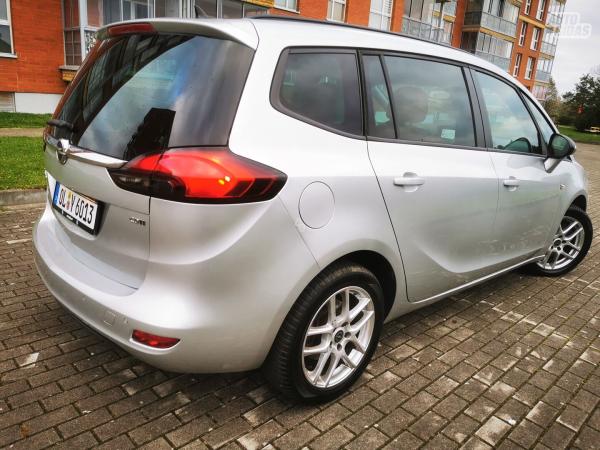 Pelēks Opel Zafira 2012 Klaipėda, ar dzinēja tilpumu 2.00 L un nobraukumu 198 tūkst. km par 4990 €, foto 7 vietnē AUTOMOTO.COM.LV