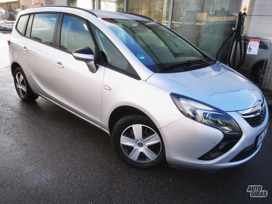 Grey Opel Zafira 2013 in Klaipeda, with an engine capacity of 2.00 L and mileage of 179 thousand km for 5990 €, photo 3 on AUTOMOTO.COM.LV
