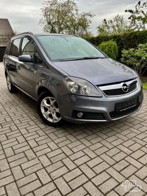 Pelēks Opel Zafira 2013 Kauņa, ar dzinēja tilpumu 1.70 L un nobraukumu 242 tūkst. km par 3600 €, foto 20 vietnē AUTOMOTO.COM.LV