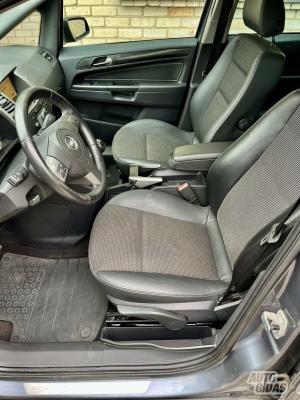 Pelēks Opel Zafira 2013 Kauņa, ar dzinēja tilpumu 1.70 L un nobraukumu 242 tūkst. km par 3600 €, foto 21 vietnē AUTOMOTO.COM.LV