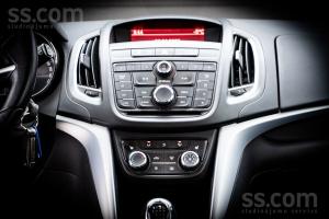 Pelēks Opel Zafira 2013 Rīga, ar dzinēja tilpumu 2.00 L un nobraukumu 228 tūkst. km par 5990 €, foto 8 vietnē AUTOMOTO.COM.LV