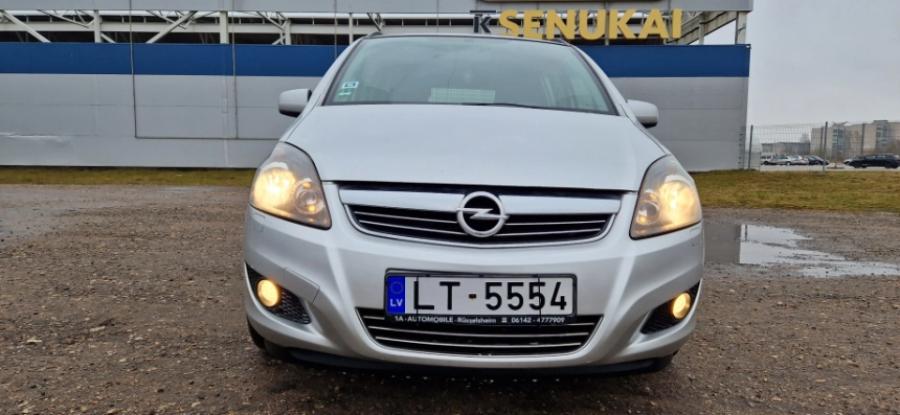 Pelēks Opel Zafira 2013 Rīga, ar dzinēja tilpumu 1.70 L un nobraukumu 368 tūkst. km par 2950 €, foto 9 vietnē AUTOMOTO.COM.LV